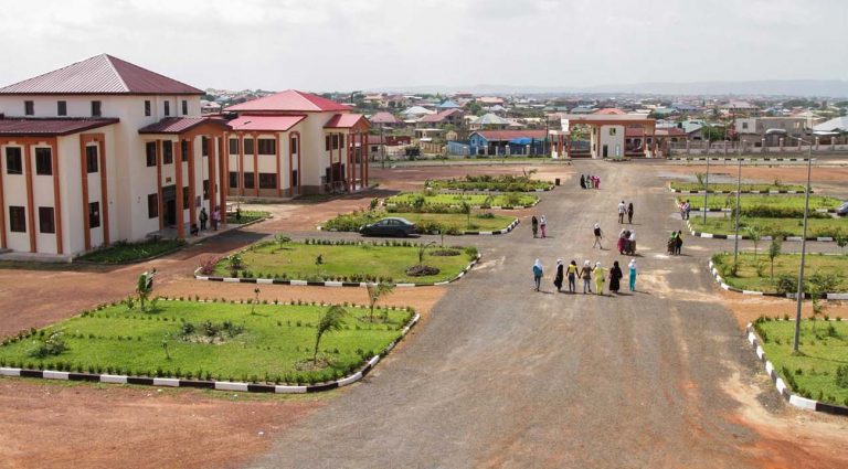 LUCG – Lakeside University College, Ghana